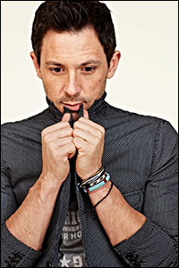 Once Tony Winner Steve Kazee Lands TV Role | Playbill
