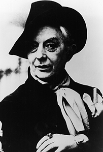 Quentin Crisp, Gay Icon, Performer and Social Observer, Dead at 90 ...