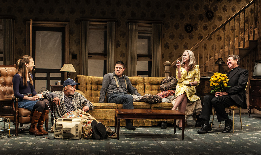 American Horror Story Star Transitions to the Stage With the Help of ...