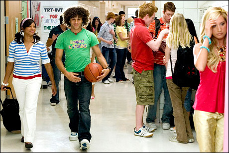 Disney Channel Lines Up Weekend-Long Debut of "High School Musical 2 ...