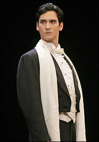 Liz McCartney and Sean MacLaughlin Join Broadway's Phantom Dec. 6 ...