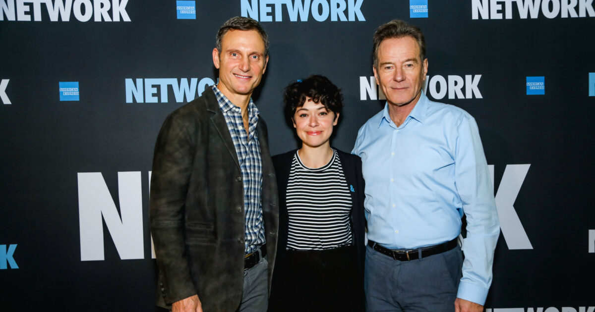 See the Company of Network on Broadway Meet the Press | Playbill