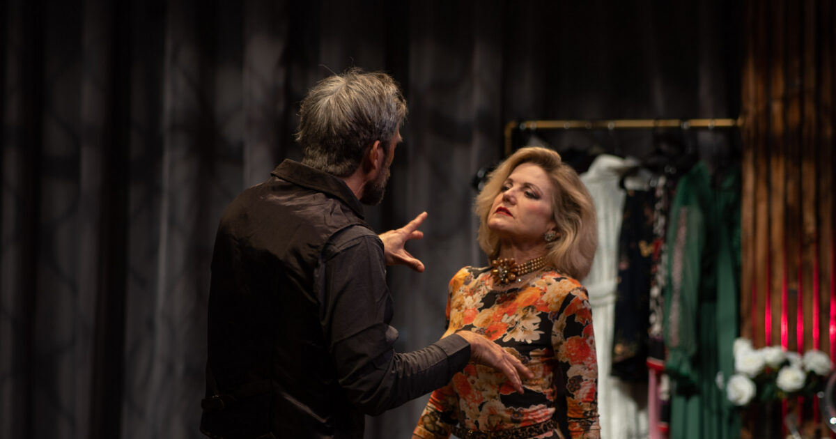 Photos: See Courtney Henggeler and Matt de Rogatis in Cat On A Hot Tin ...