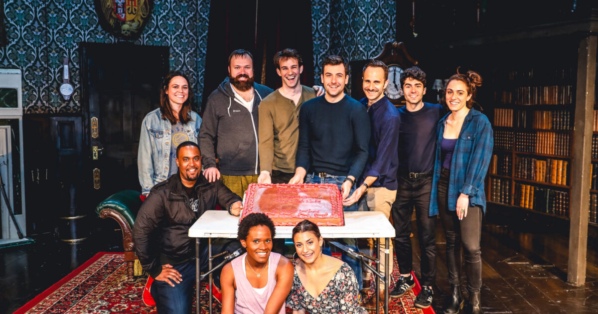 See The Play That Goes Wrong Celebrate 100 Performances Off-Broadway ...
