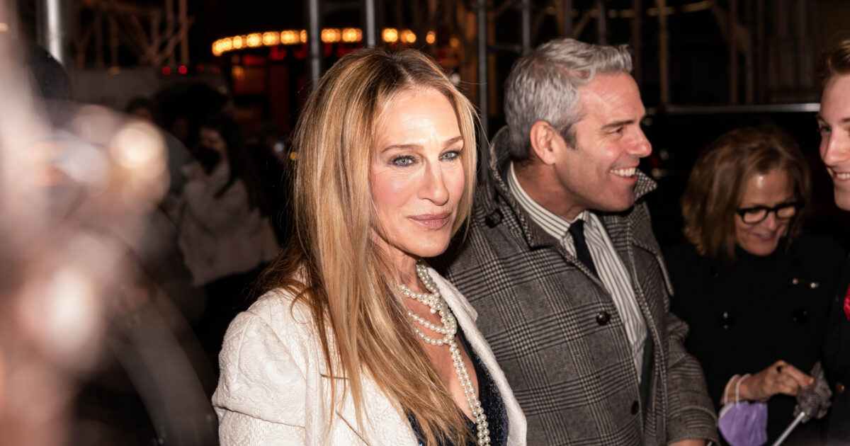 See Sarah Jessica Parker, Alex Newell, John Stamos, More Celebrate Some ...
