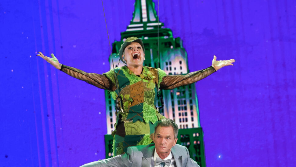 Luke Evans' Butt, Pink Slays, a Self-Aware Lea Michele; Memorable ...