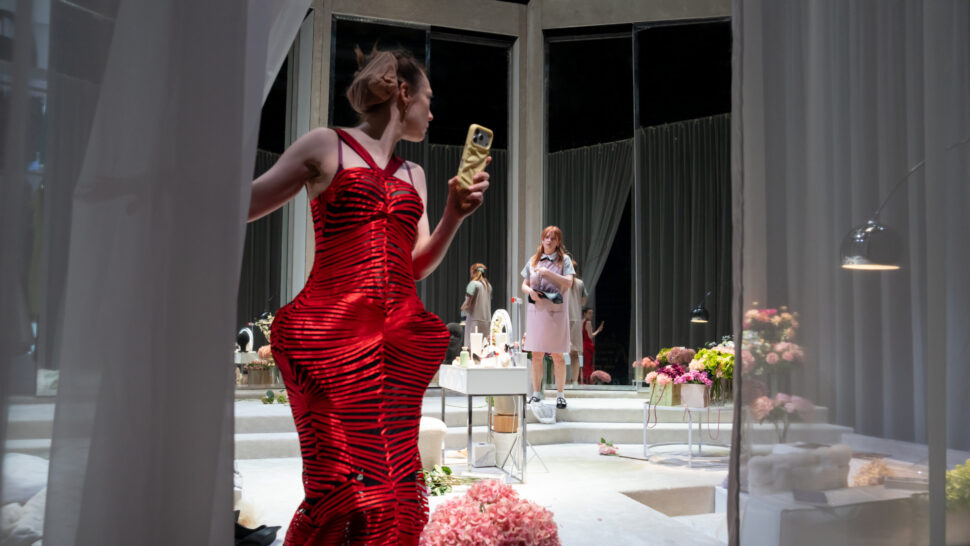 Photos: Bridgerton Star Yerin Ha, Phia Saban, Lydia Wilson Bring The ...