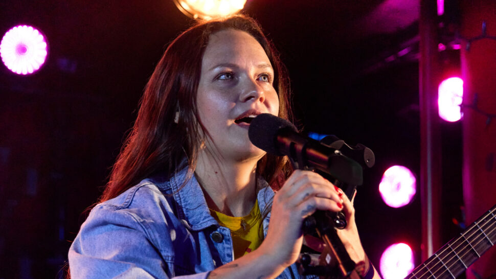Get a 1st Look at Music City's Off-Broadway Return as Lauren 'Lolo ...