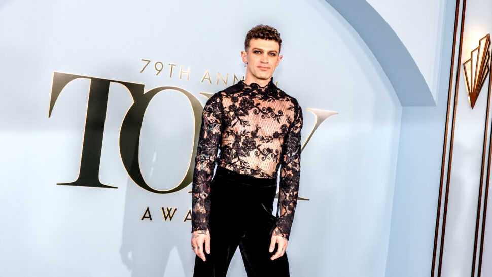 37 Standout Looks From the 2026 Tony Awards, From a Molly Ringwald ...