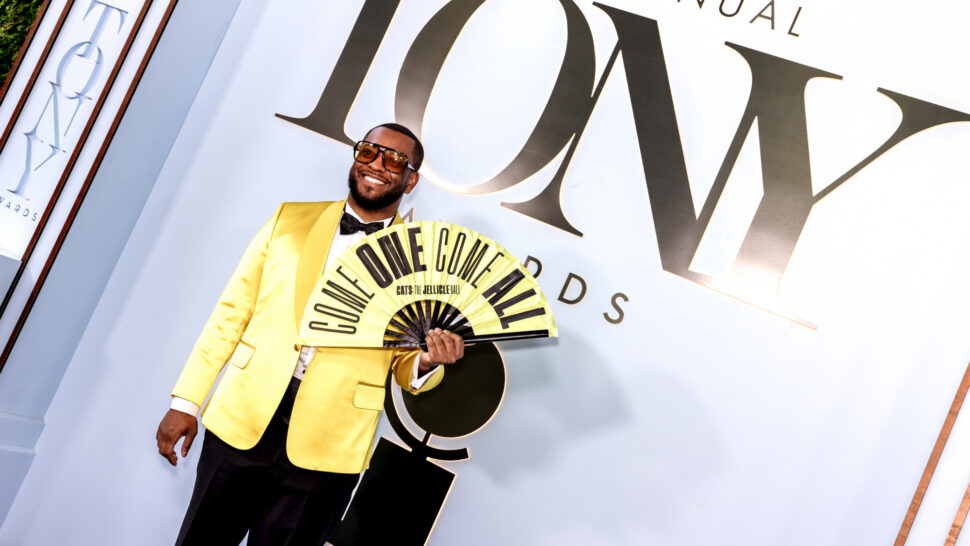 37 Standout Looks From the 2026 Tony Awards, From a Molly Ringwald ...