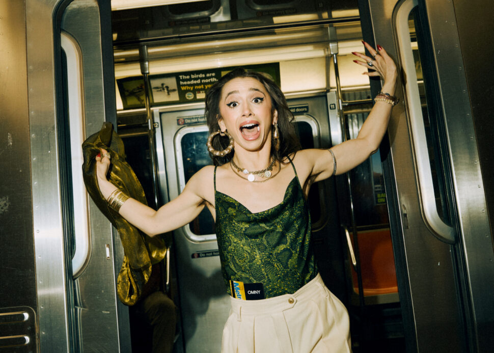From Killer Dance Moves to Singing in Spanish, Emma Sofia Is Bringing ...