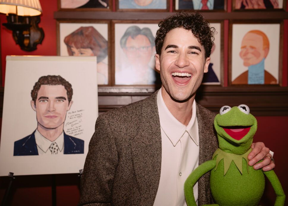 Photos: Kermit the Frog Presents Darren Criss With a Sardi's Portrait ...