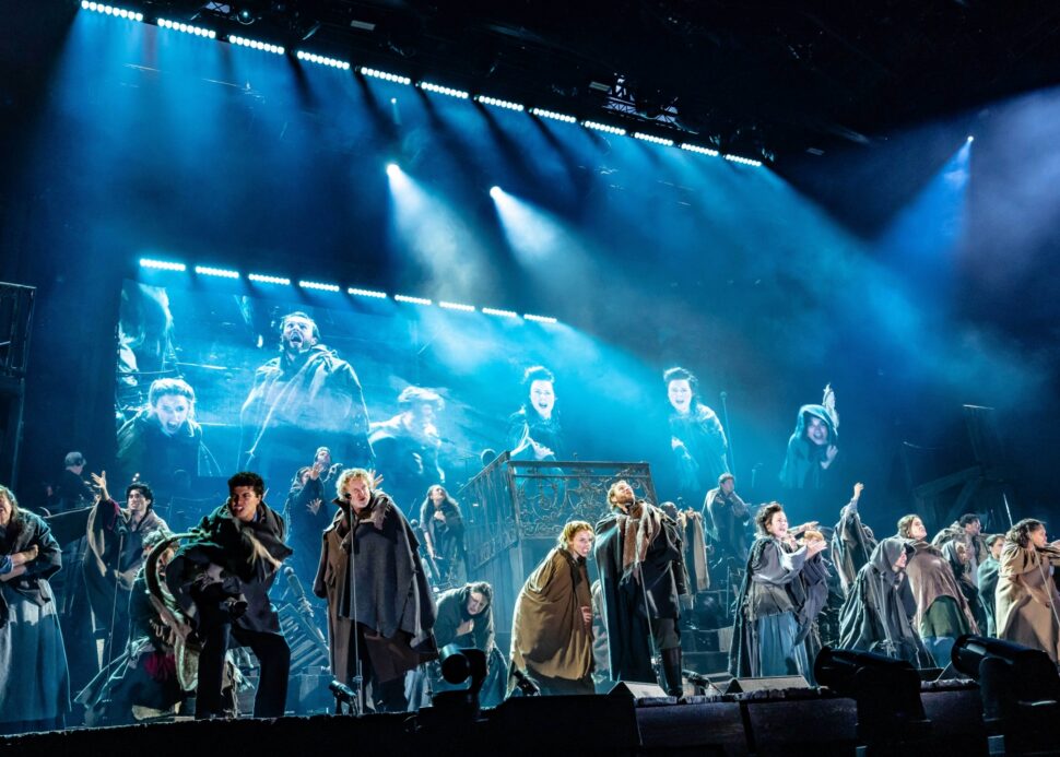 Photos: Alfie Boe, Samantha Barks, Killian Donnelly in Les Misérables ...