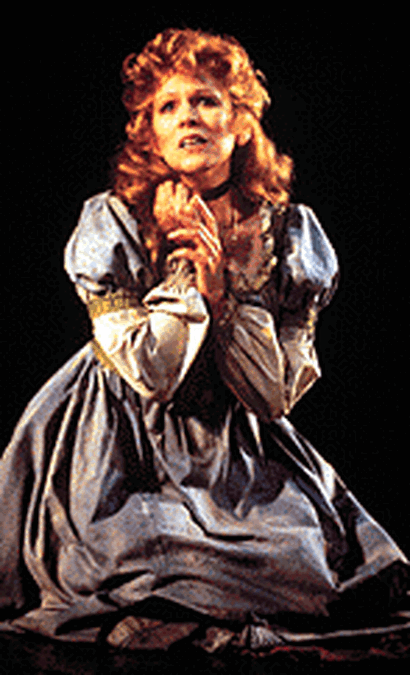 DIVA TALK: Patti Kisses Critic / Critics Kiss Elaine | Playbill