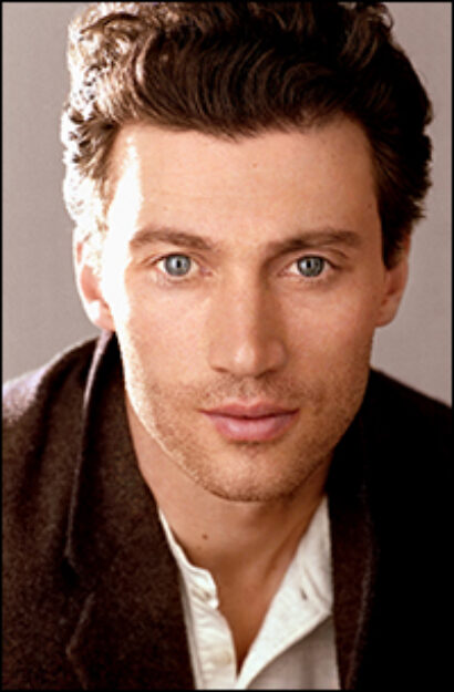 PLAYBILL PLAYLIST: Love's Labour's Lost Star Bryce Pinkham Shares His ...