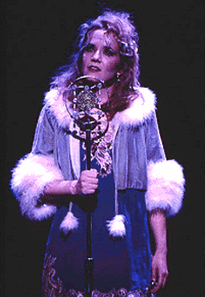 Lea Thompson Stars in Roundabout's Revival of Cabaret, Aug. 1 | Playbill