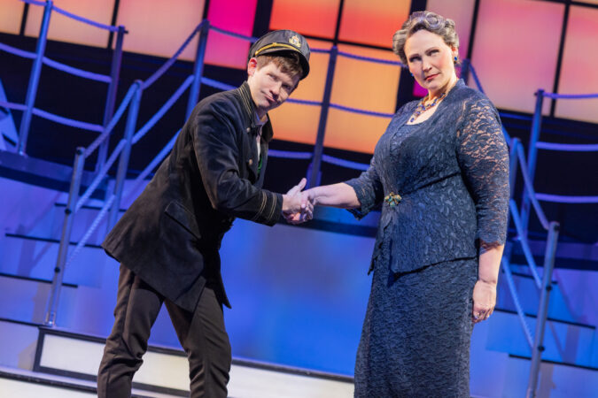 Off-Broadway's Titanìque Sets Closing Date | Playbill