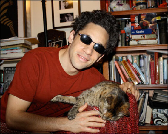 PHOTO EXCLUSIVE: A Two-Show Day With People in the Picture's Jeffrey ...