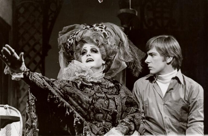 Look Back Dear World on Starring Angela Lansbury on Broadway | Playbill