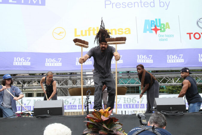 Phantom, Wicked, Groundhog Day, and STOMP Kick Off Annual Broadway in ...