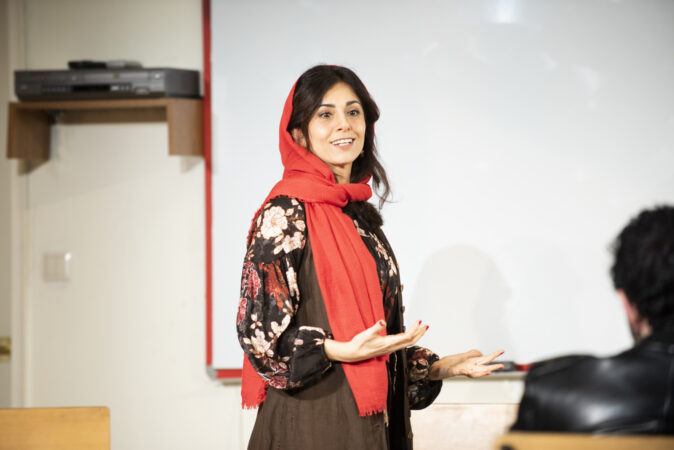 Sanaz Toossi's Pulitzer-Winning English Will Come to Broadway With Its ...