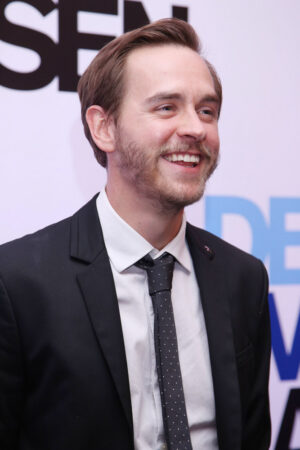 Semester by Semester: A Look Back at the Evans of Broadway's Dear Evan ...