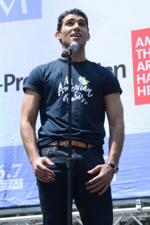 Will Chase, Leslie Kritzer, Rob McClure, Ali Ewoldt Perform Free Bryant ...