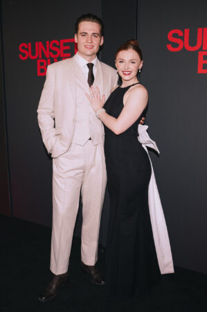 On the Red Carpet: The Sunset Blvd. Cast Are Ready for Their Close-Ups ...