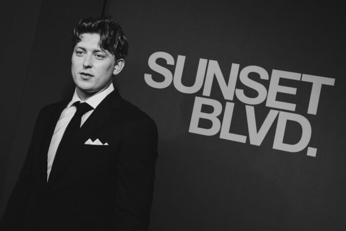On the Red Carpet: The Sunset Blvd. Cast Are Ready for Their Close-Ups ...