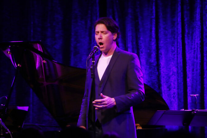 A Look at James Barbour’s Holiday Concert at Birdland | Playbill