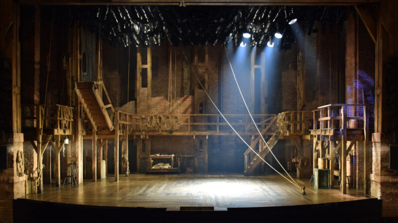 From Beetlejuice to Hamilton, David Korins Unpacks His Favorite ...