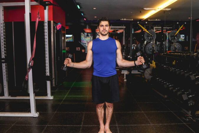 How Frozen Actor Andrew Pirozzi Stays Fit Enough to Play a Reindeer ...