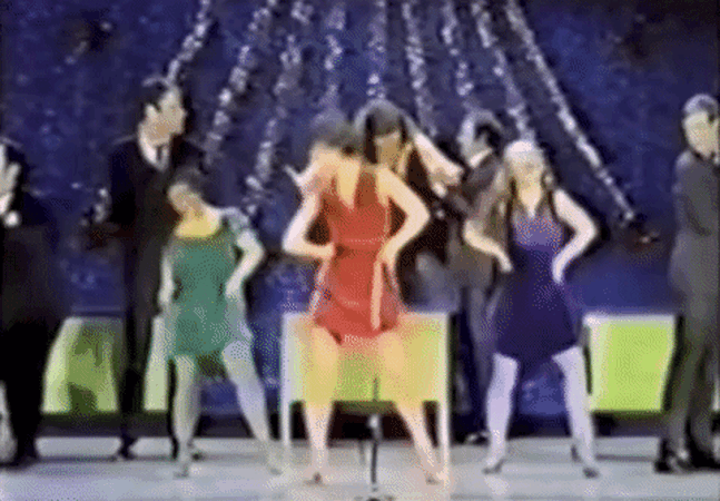 17 of the Most Iconic Moments From 'Turkey Lurkey Time' To Start Your ...