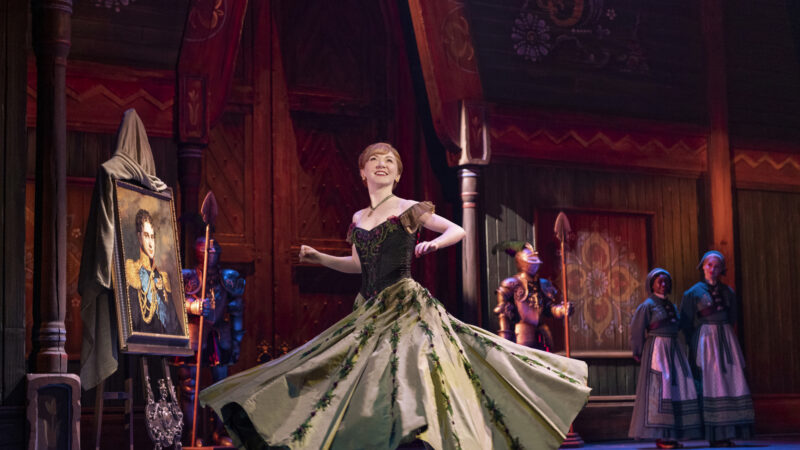 A First Look at the National Tour of Frozen | Playbill