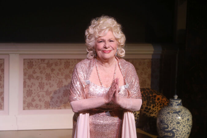 Renée Taylor’s My Life On a Diet Wins United Solo Special Award | Playbill