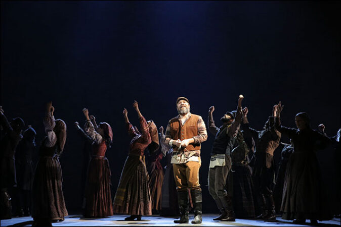 Tradition Lives On in Powerful Photos of Danny Burstein and Cast in ...