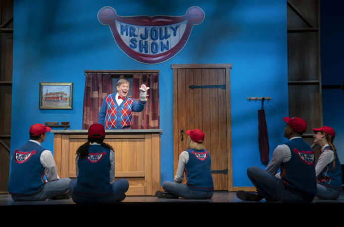 Take a 1st Look at Mrs. Doubtfire on Broadway | Playbill