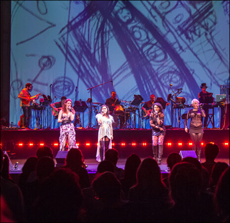 PHOTO CALL: Carrie Manolakos, Natalie Charlé Ellis, Courtney Markowitz ...