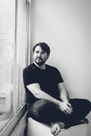 How Beetlejuice Star Alex Brightman Finds Humanity Within the Monster ...