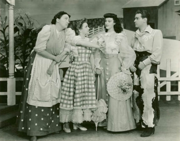 Look Back at the Original Production of Oklahoma! on Broadway | Playbill