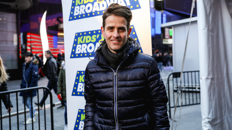 See Joey McIntyre, Caitlin Kinnunen, and Isabelle McCalla Celebrate ...