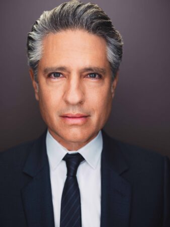 5 Photographers Share Their Advice for Creating the Perfect Headshot ...