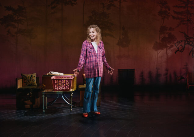 Call Me Izzy, Starring Jean Smart, Opens on Broadway June 12 | Playbill