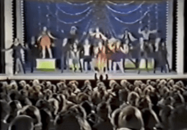 17 of the Most Iconic Moments From 'Turkey Lurkey Time' To Start Your ...