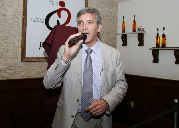 Les Misérables Celebrates Two Years with a Tony’s di Napoli Portrait ...