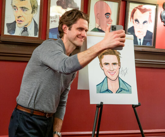 Aaron Tveit, Tam Mutu, and Ricky Rojas Depart Moulin Rouge! The Musical ...