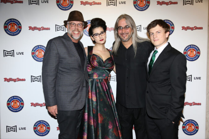 Check Out the Opening Night of Grateful Dead Musical Red Roses, Green ...