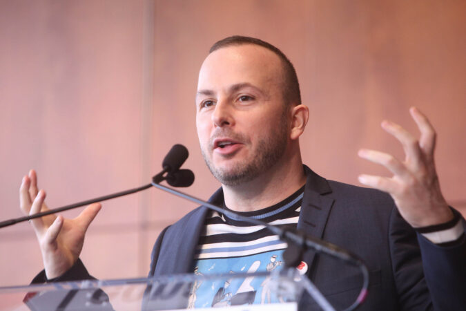 Alec Baldwin, Whoopi Goldberg, and More Reflect on Leonard Bernstein's ...