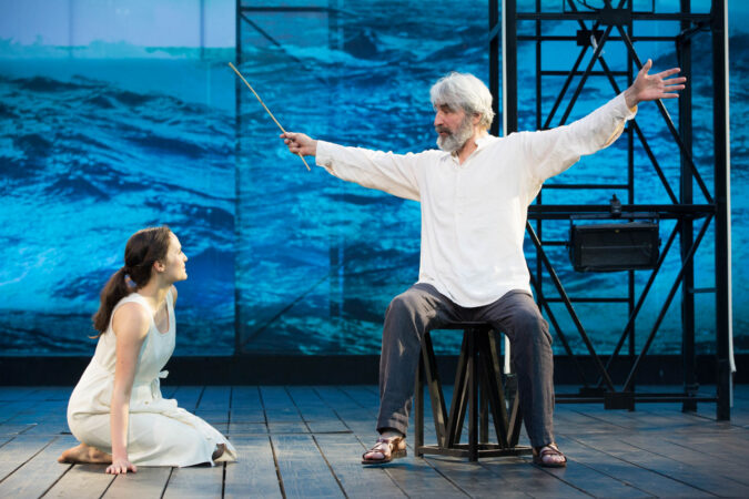 Peter Dinklage, Lupita Nyong'o, Jesse Tyler Ferguson, Sandra Oh Will ...