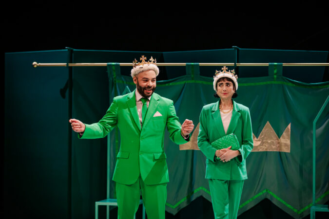 Re-Imagined Hamlet for Young Audiences Brings the Energy in New Photos ...